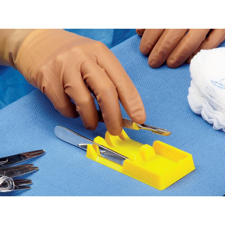 Medline Scalpel Holder (Pack of 100) - LabWorld.co.uk